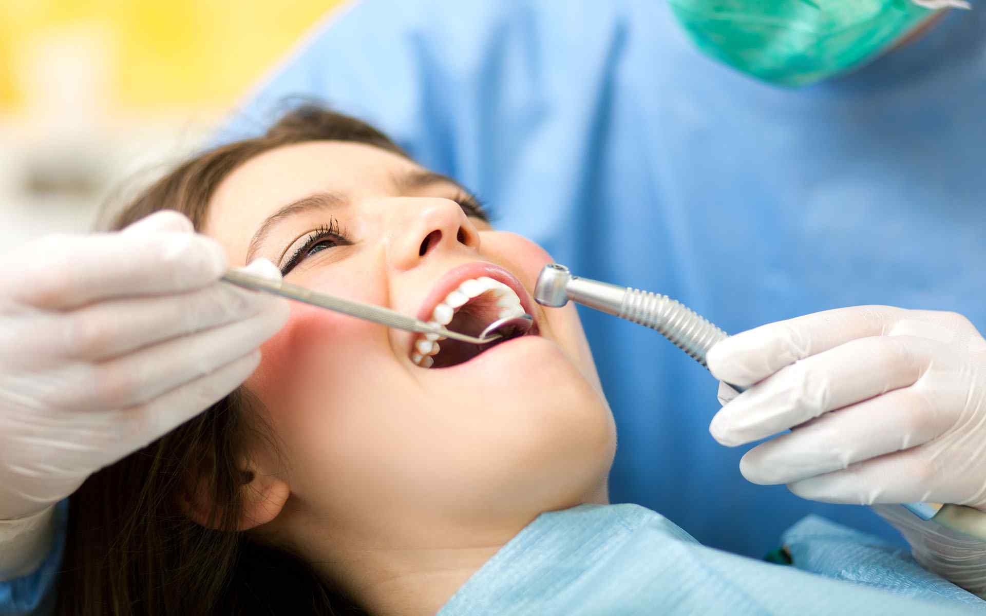 Tooth extraction aftercare: A how-to guide - BraVaz Dental Clinic